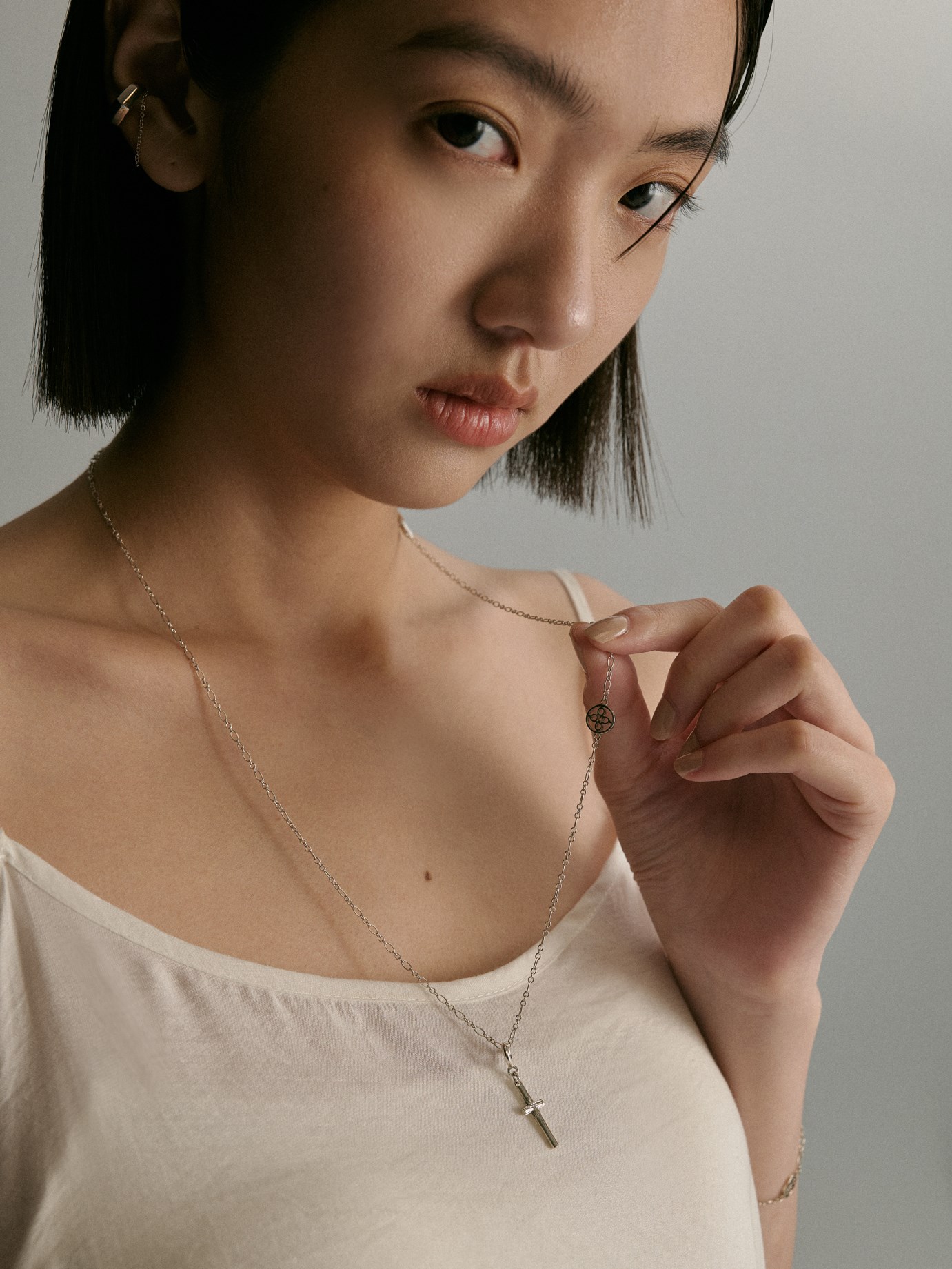 erosion 字母墜飾t-925純銀 ｜ mouggan | 我們都有點不同