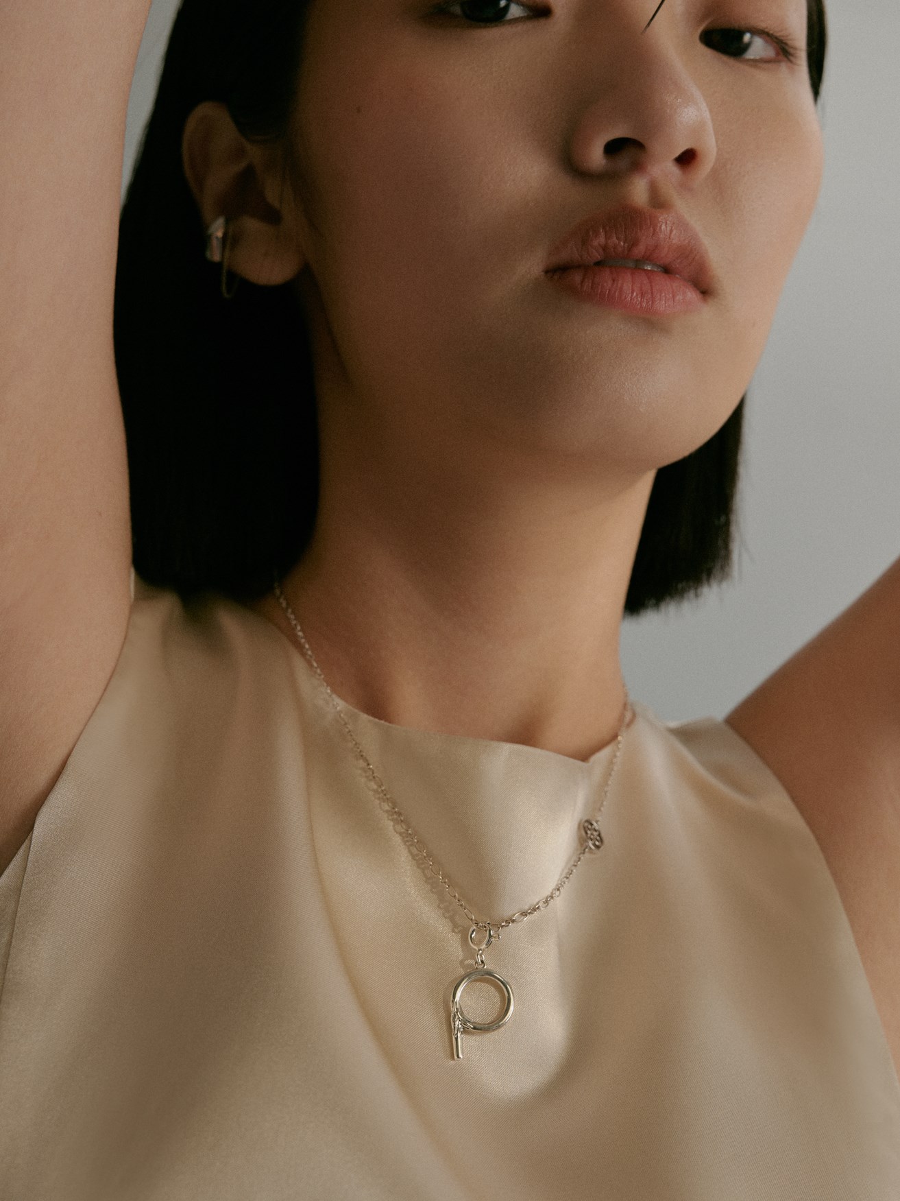 erosion 字母墜飾p-925純銀 ｜ mouggan | 我們都有點不同