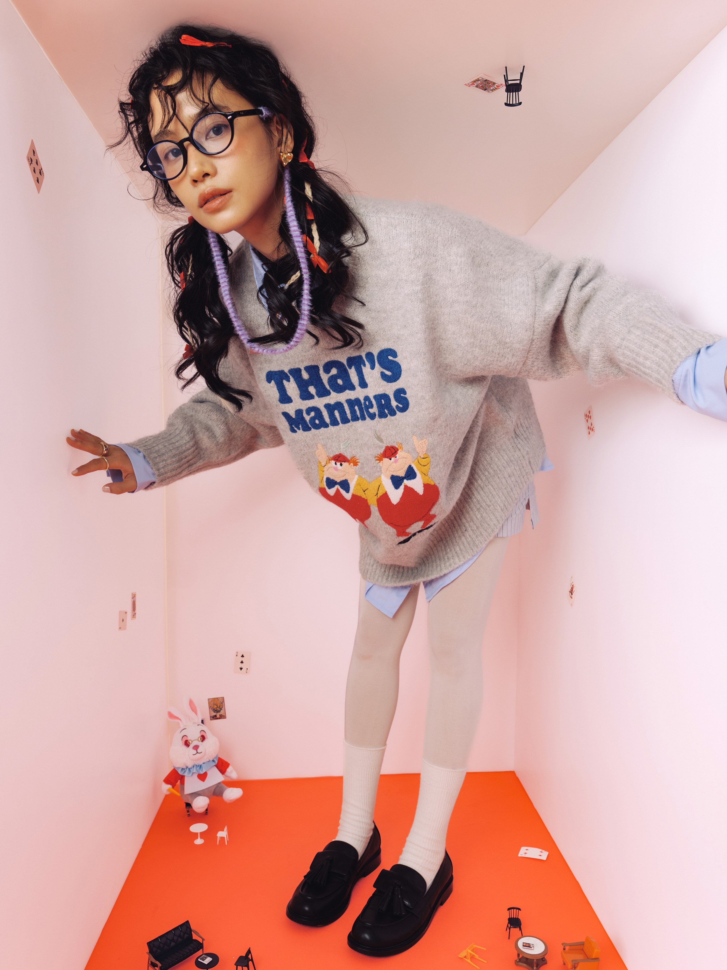 愛麗絲系列彈彈叮彈彈噹毛衣 ｜ mouggan | 我們都有點不同