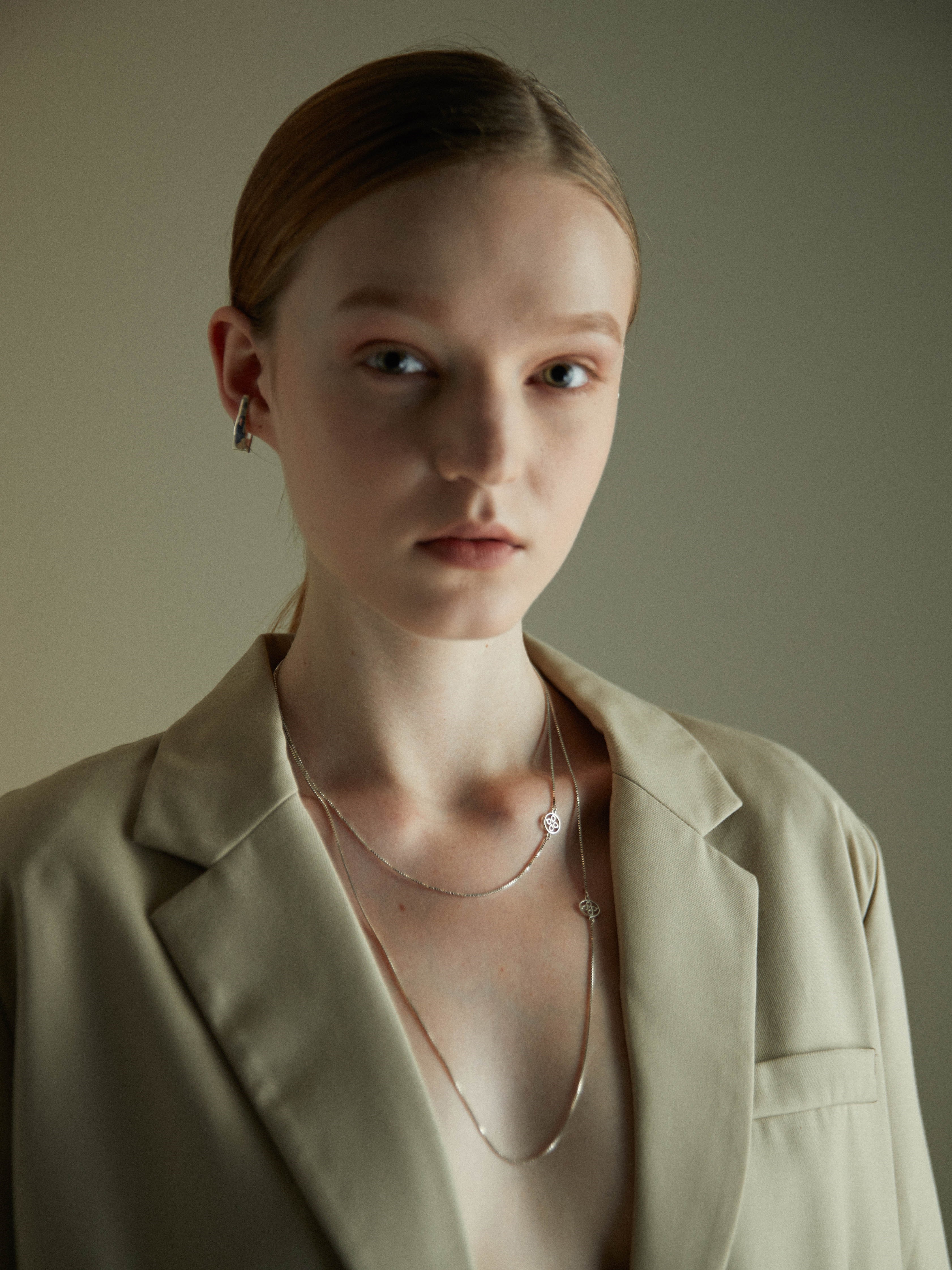 mouggan經典圓牌方鍊-925純銀 ｜ mouggan | 我們都有點不同