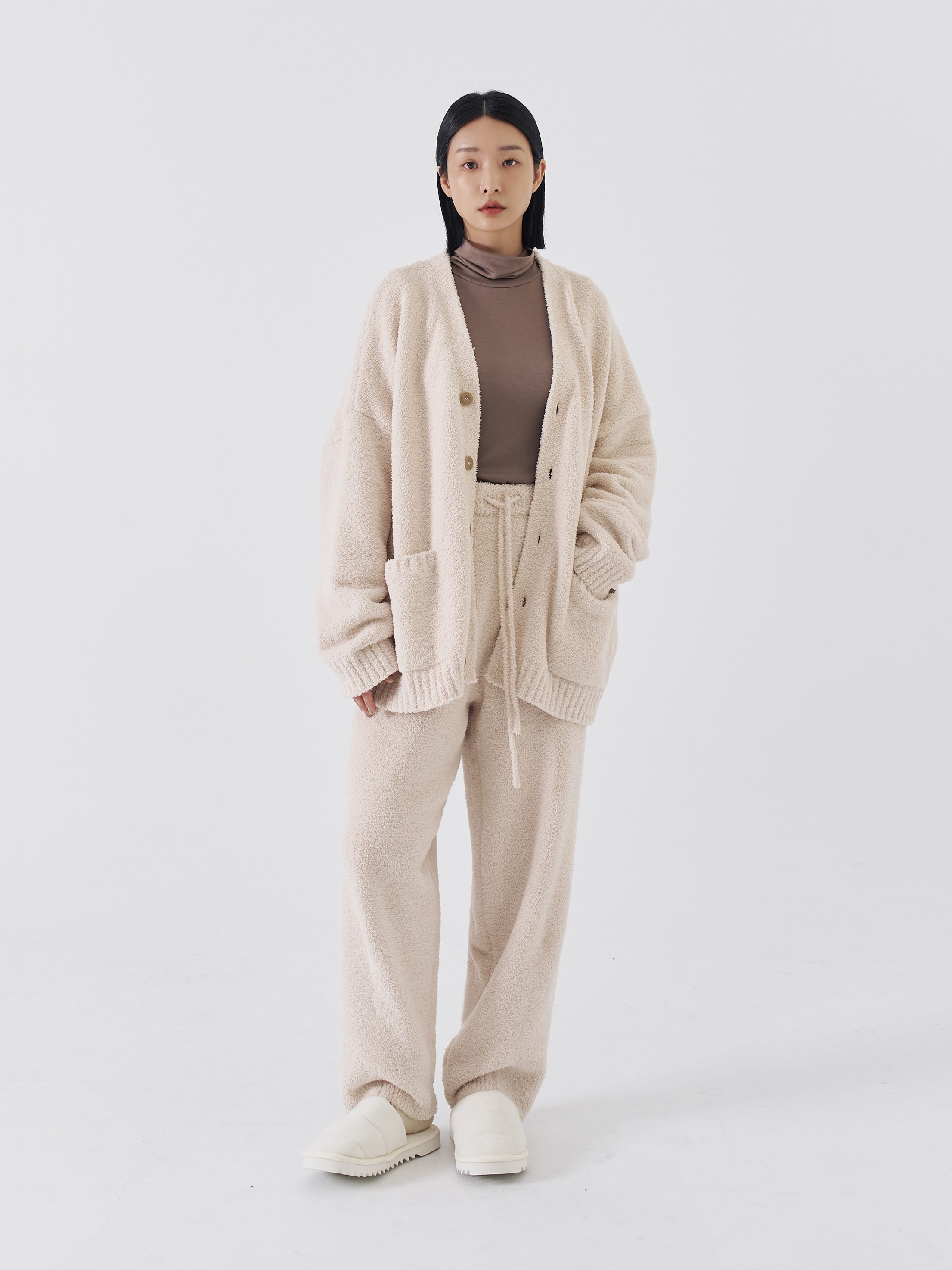 雲朵絨針織繭型褲 ｜ mouggan | 我們都有點不同