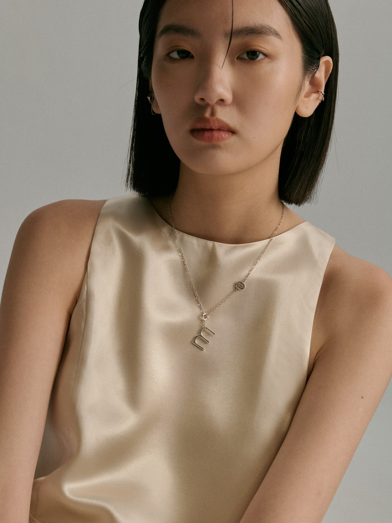 erosion 字母墜飾m-925純銀 ｜ mouggan | 我們都有點不同