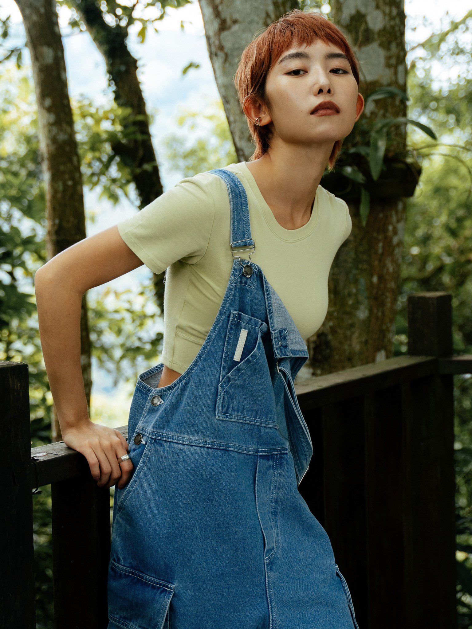 短版剪接細節bra top ｜ mouggan | 我們都有點不同