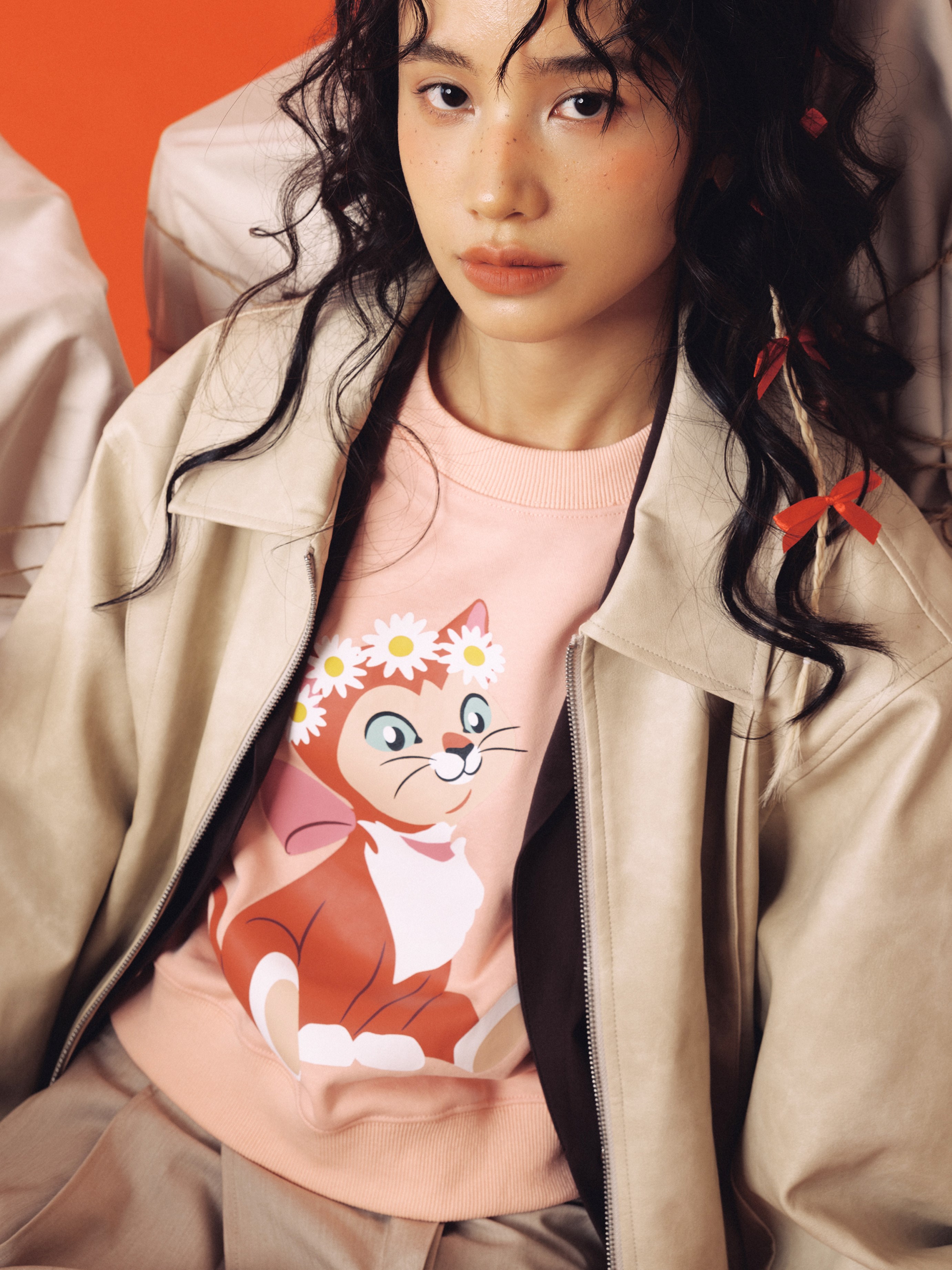 愛麗絲系列貓咪大學TEE ｜ mouggan | 我們都有點不同