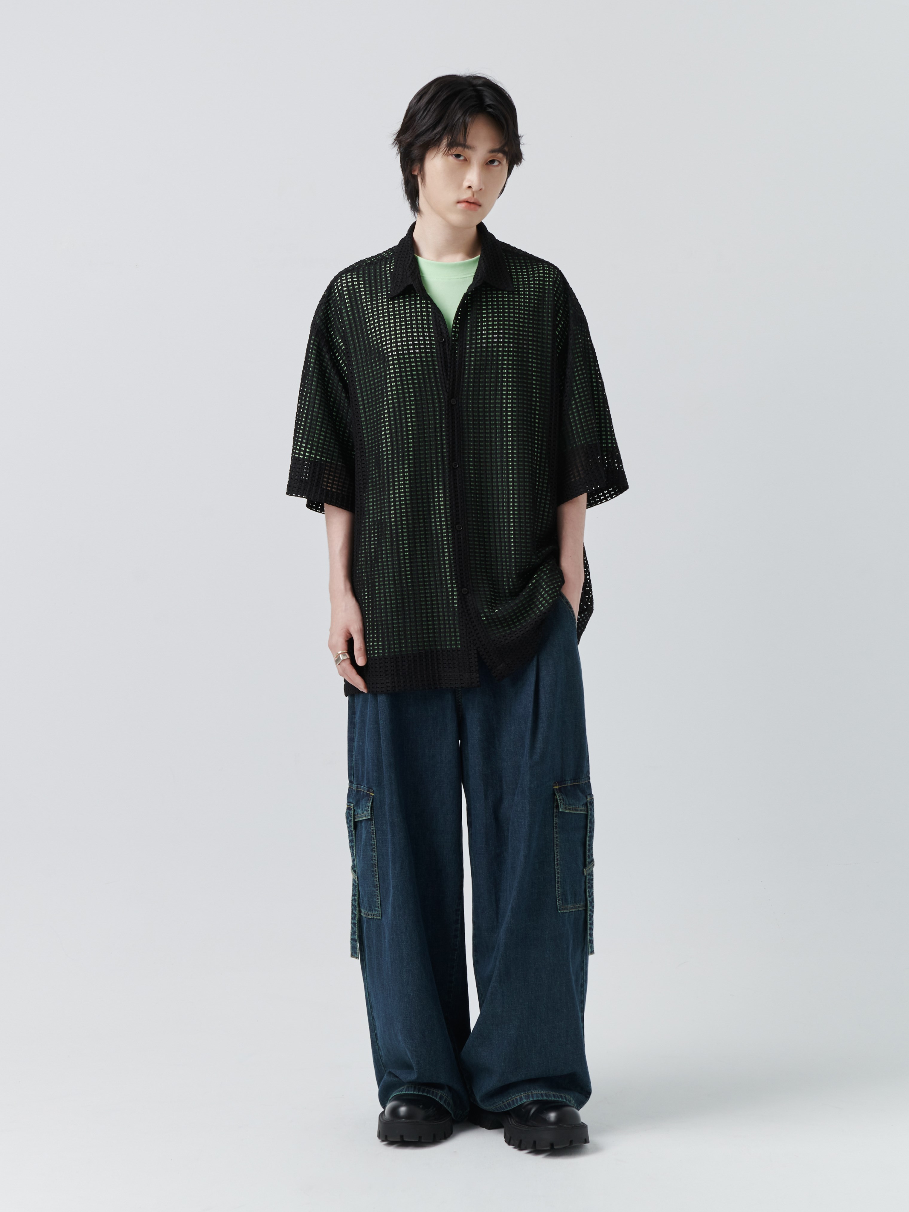 鏤空中性襯衫 ｜ mouggan | 我們都有點不同