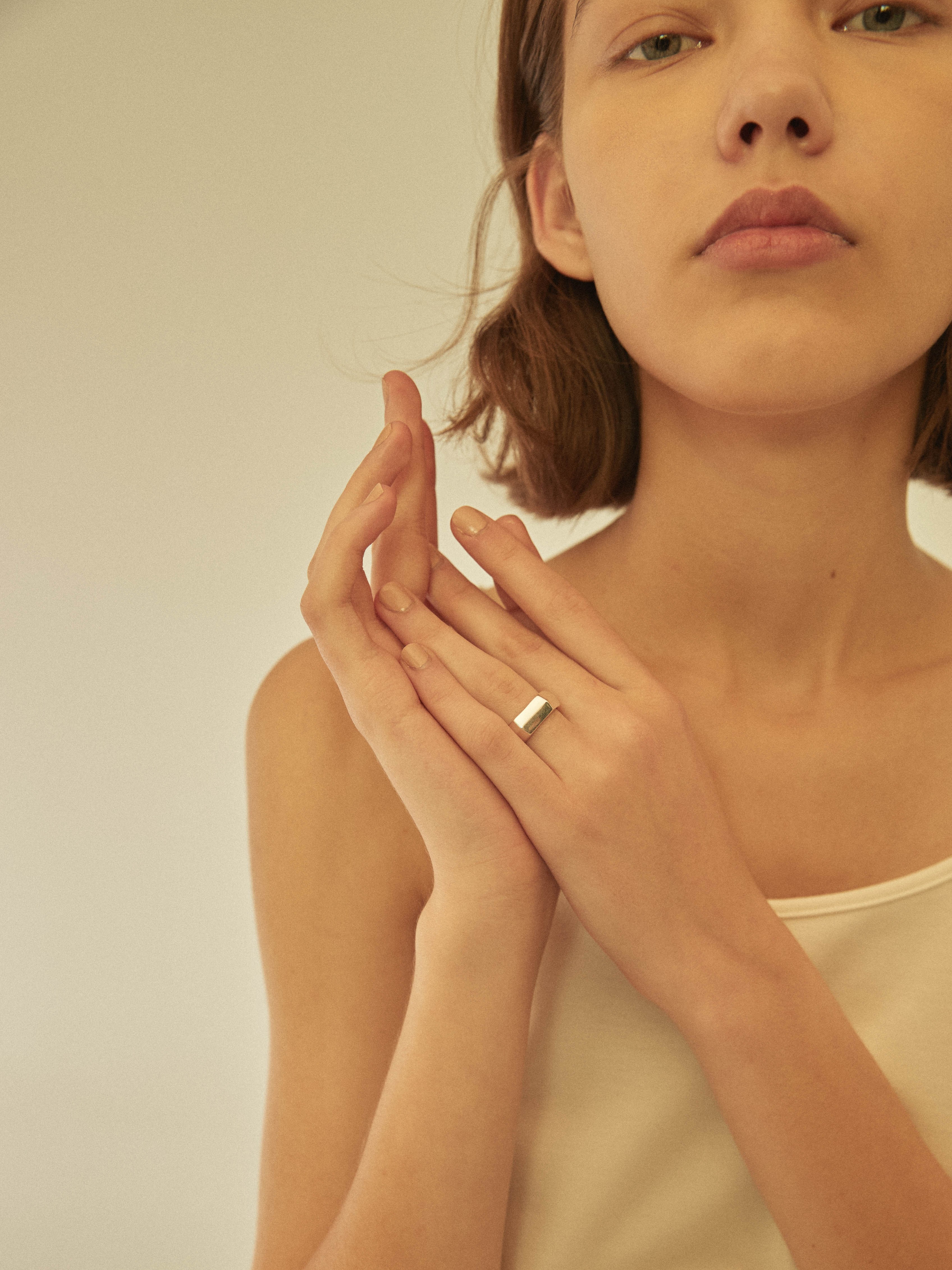 六角戒指 - 925純銀 ｜ mouggan | 我們都有點不同